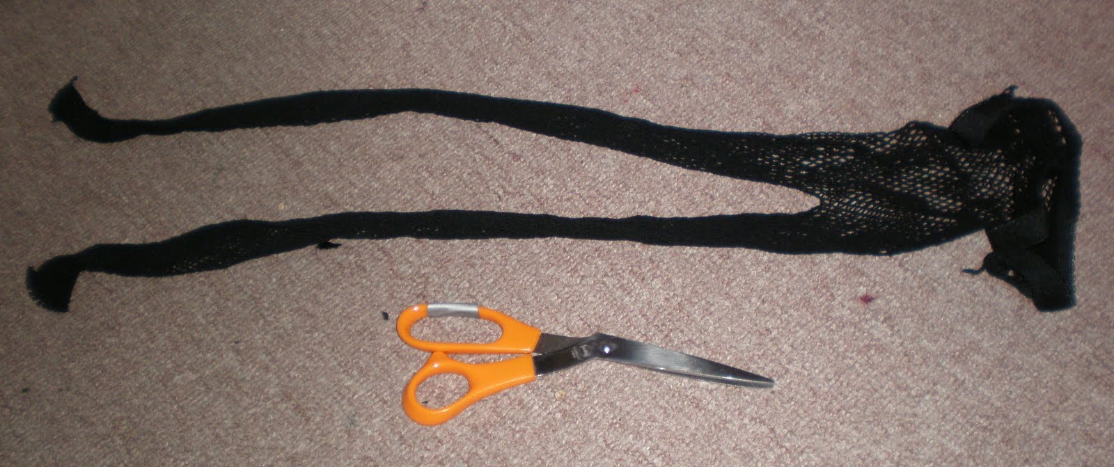 Gothy Two Shoes: DIY Fishnet Top