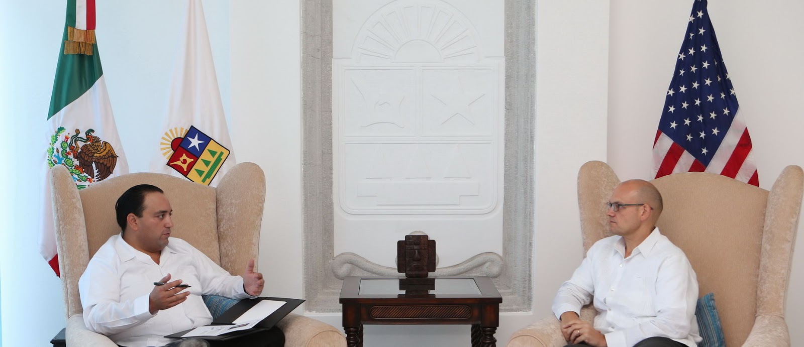 Periodismo sin Censura: SOSTIENE EL GOBERNADOR SU PRIMERA REUNIÓN CON ...