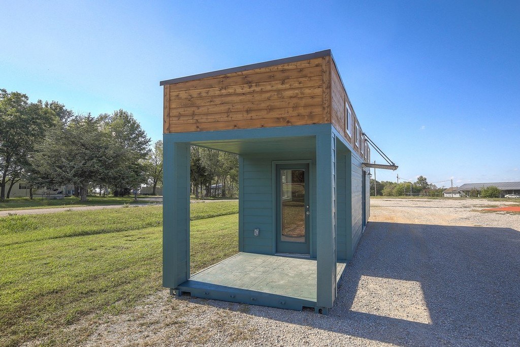 TINY HOUSE TOWN: Archie Shipping Container Home (312 Sq Ft)