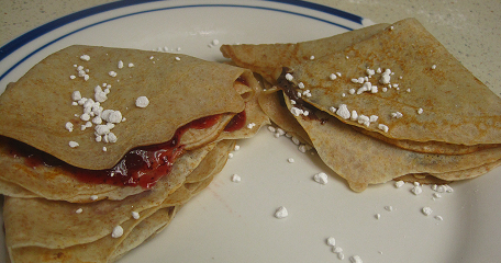 Yummy Yummy Get in My Tummy: Pannkakor (Swedish Pancakes)