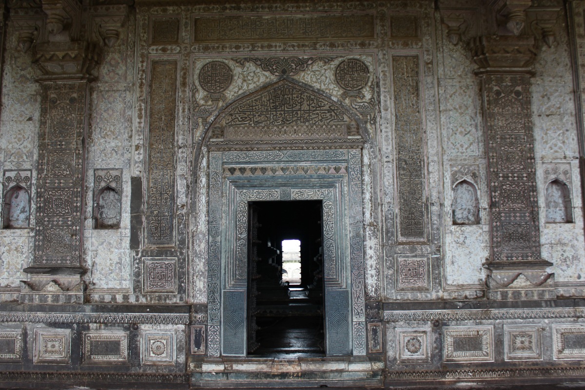 Journeys across Karnataka: Ibrahim Rauza, Bijapur