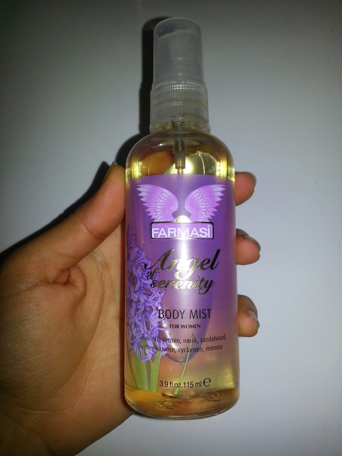 Farmasi Vücut spreyi ( body mist )
