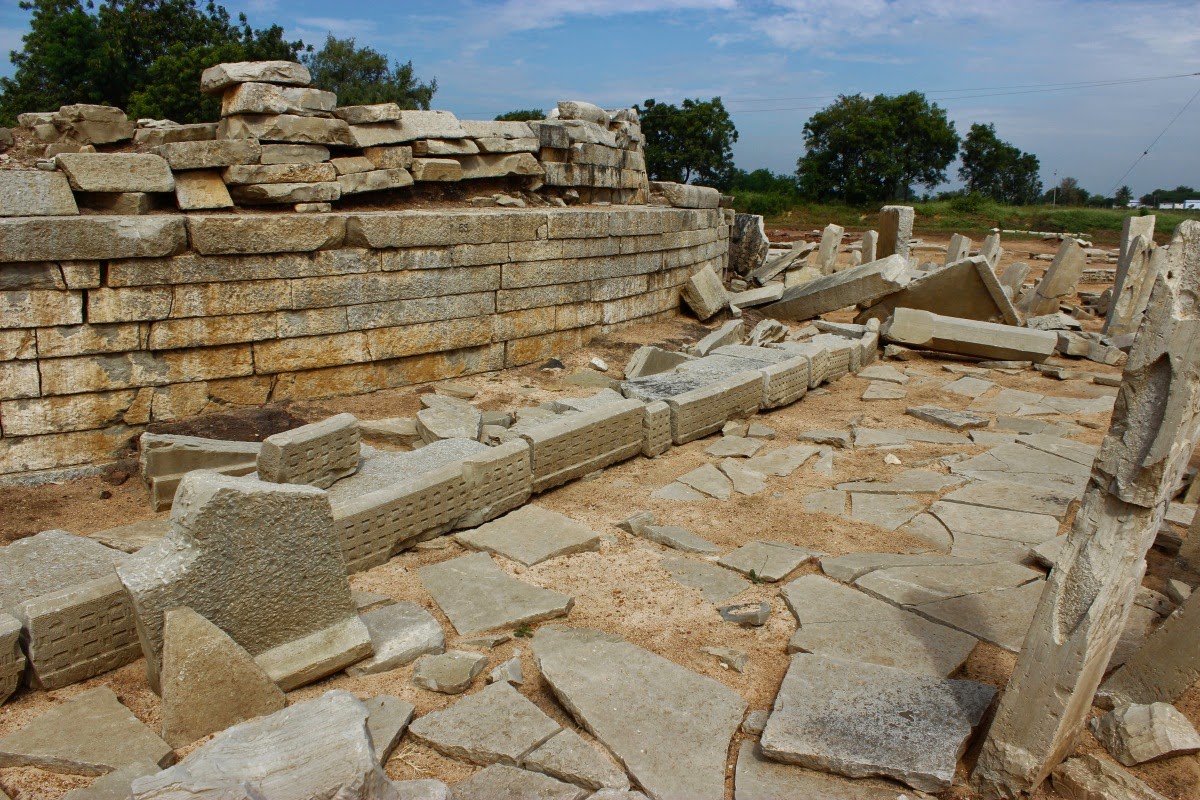 Journeys across Karnataka: Ruins of a Stupa, Kanaganahalli-Sannati