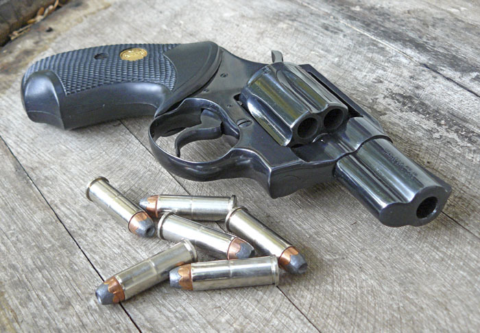 welcome to the world of weapons: Colt Detective Special