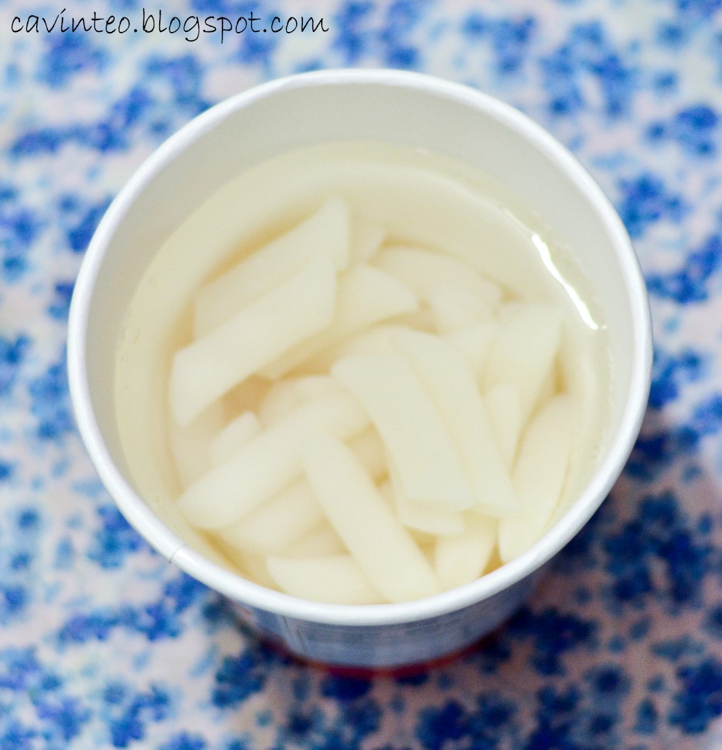 Entree Kibbles: Instant Tteokbokki - Korean Rice Cake in a Convenient ...