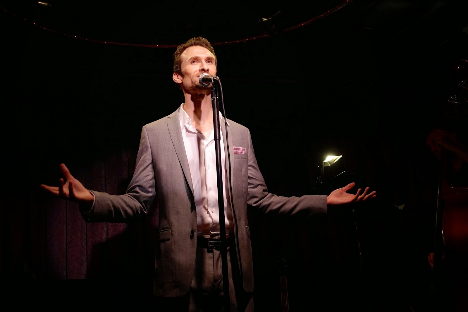 Kristoffer Lowe: An Outstanding Entertainer on the Rise