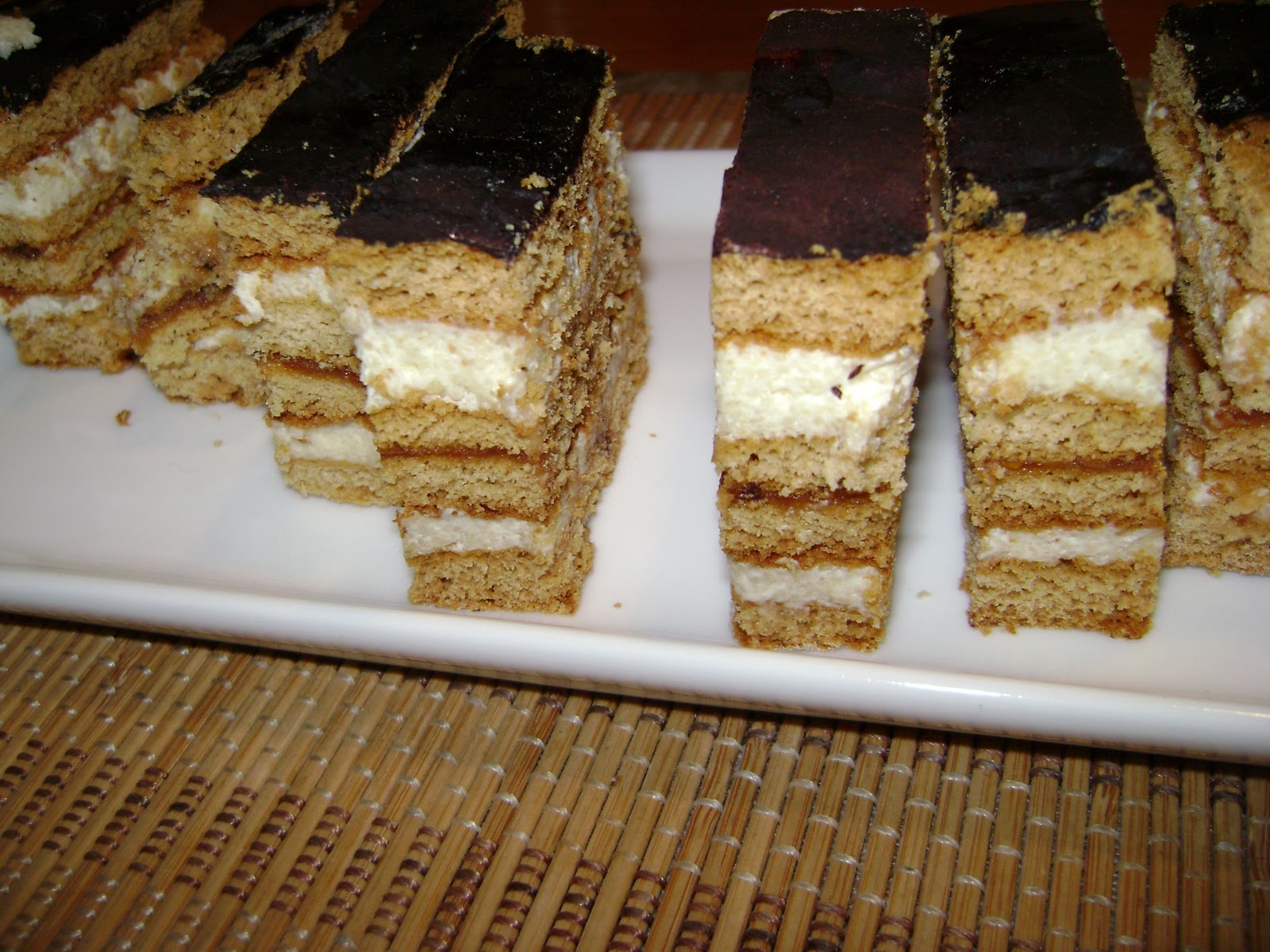 Retete noi,retete vechi: Prajitura Albinuta