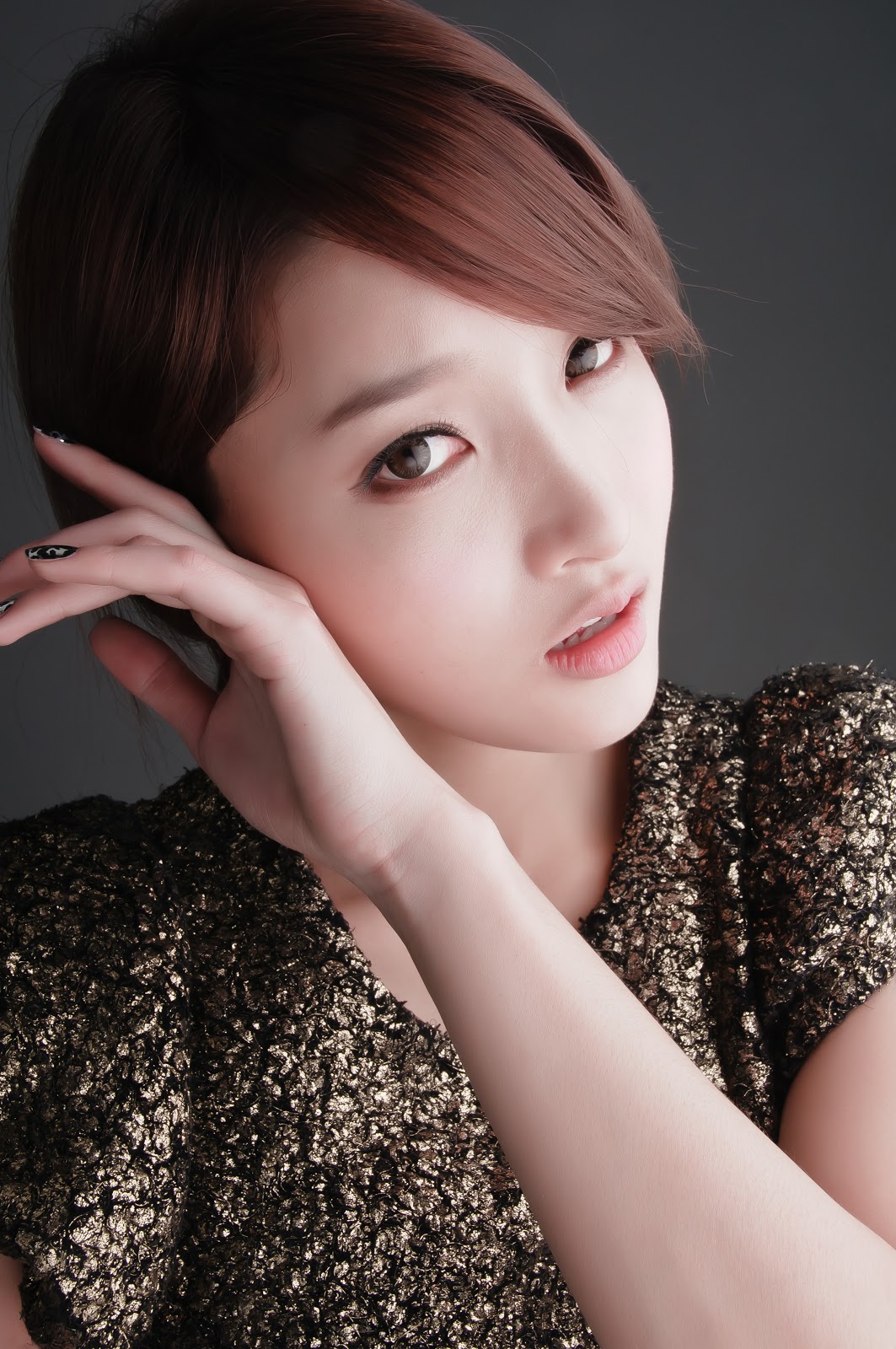 Η Kim Sori ετοιμάζει comeback μετά από σχεδόν 2 χρόνια, φαίνεται ...