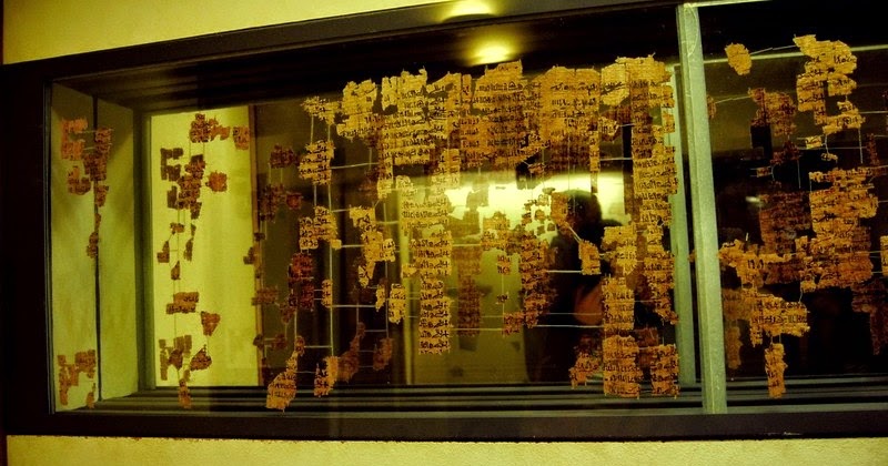 el mago y su chistera: EL PAPIRO DE TURIN, LA LISTA DE DIOSES QUE HACE ...