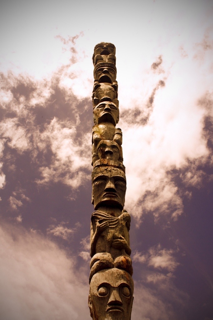 A piece of Batak Culture on Lake Toba - Manurung