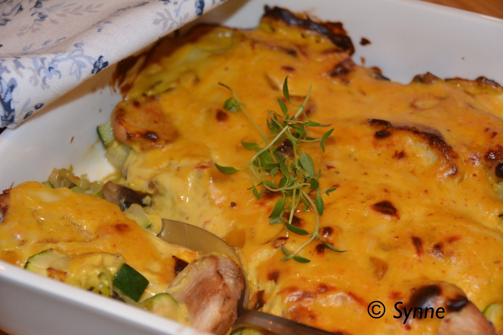 ganske enkelt: Kyllingform med sopp, mangochutney og creme fraiche