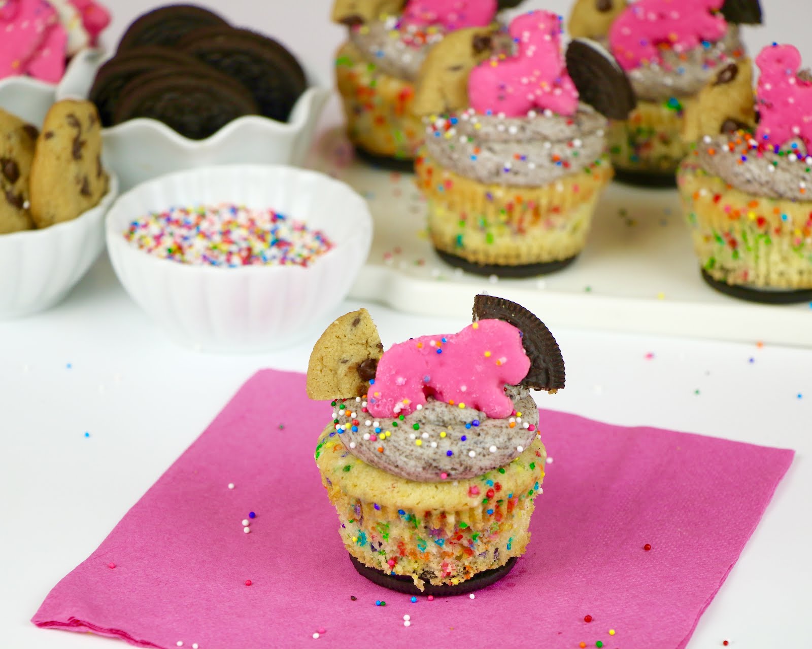 {VIDEO} Cookie Crazy Cupcakes - Oreo, Cookie Dough, Circus Animal ...
