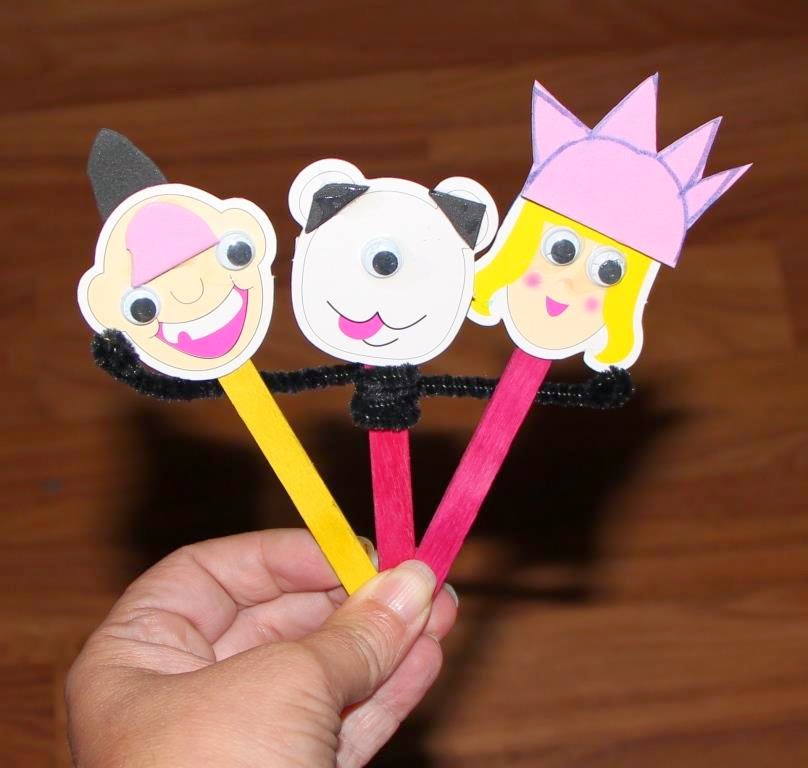 Every Bed of Roses: Popsicle Stick Puppets {Virtual Fridge}