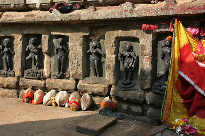 Why Yoginis dance with Bhairava (Lord Shiva) - The focus on the cosmic ...