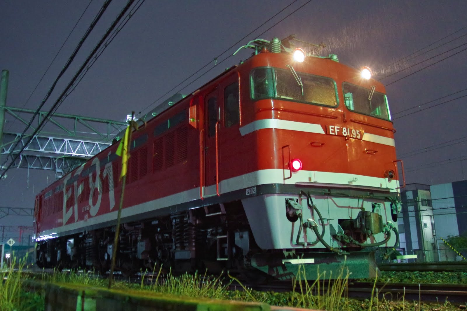 お気楽 鉄道の部屋: EF81 95+ホキ4B 全検出場配給 その2