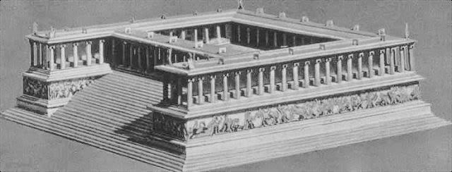CLÀSSICS A LA ROMANA: L'ALTAR DE ZEUS A PÈRGAM
