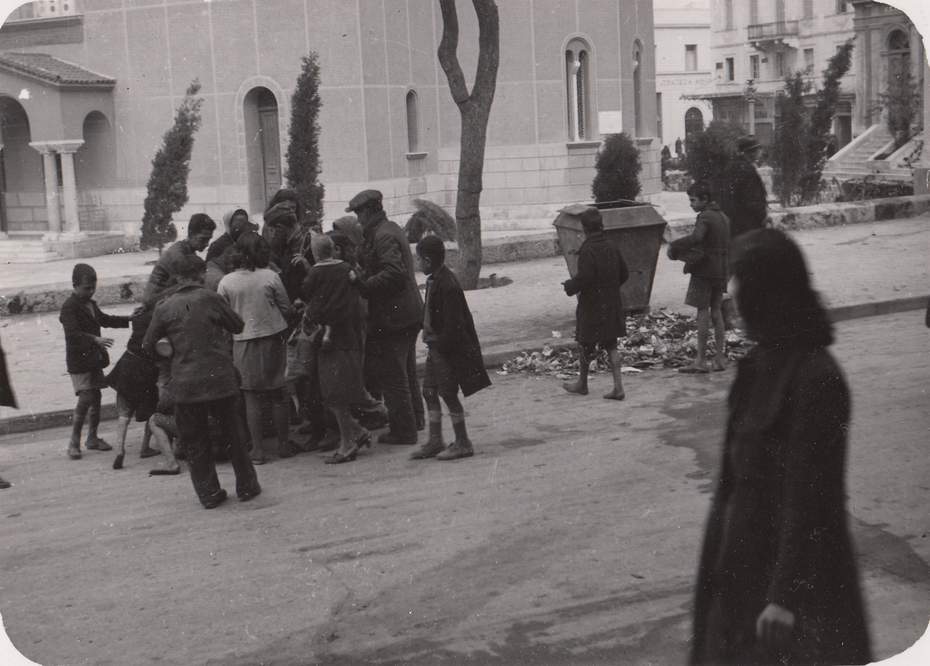 ΑΡΧΕΙΟ ΚΑΛΛΑΡΗ: Χειμώνας 1941-1942: Ο Μεγάλος Λιμός