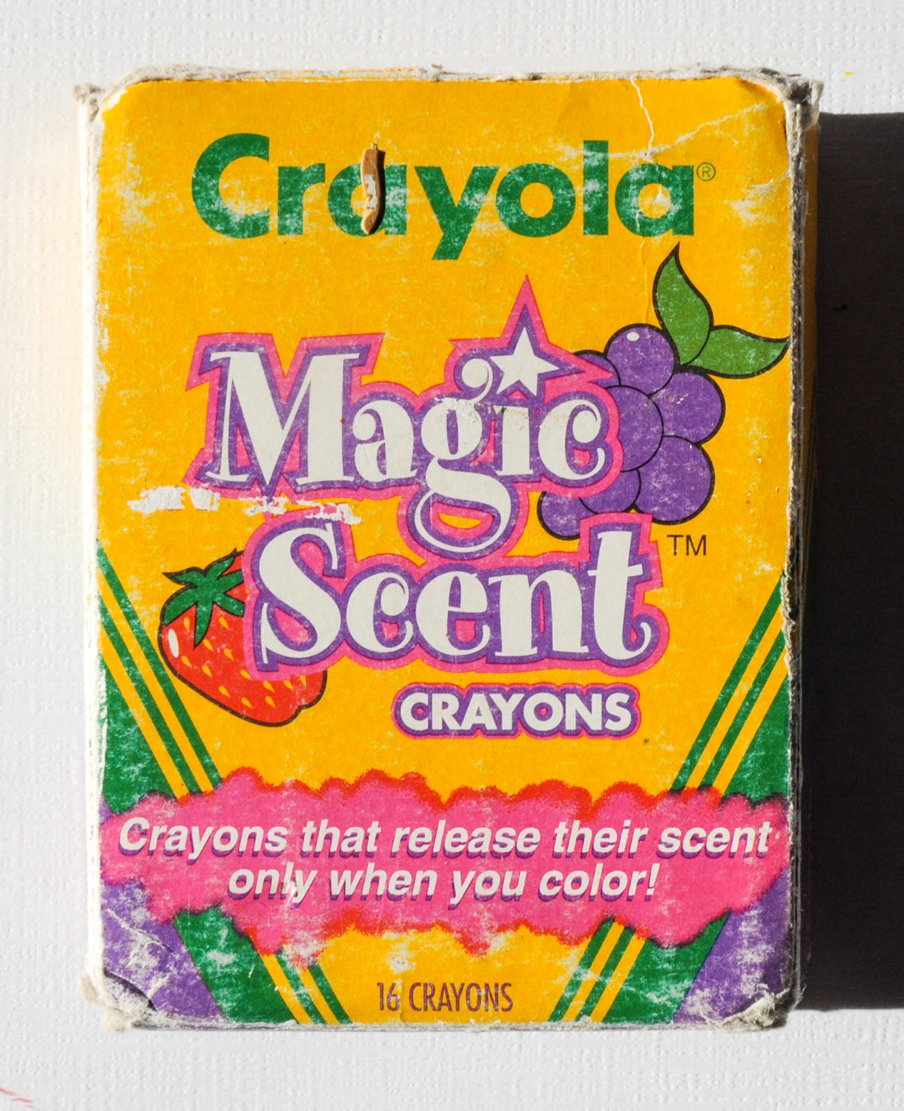 Crayola Magic Scent Crayons: What's Inside the Box | Jenny's Crayon ...