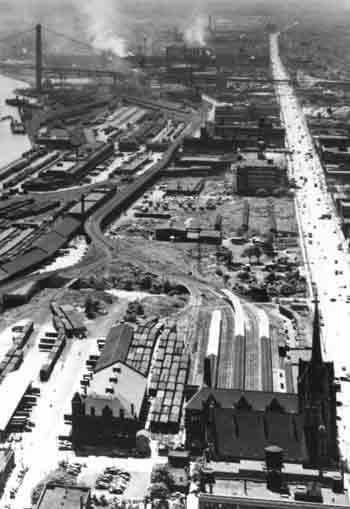 Towns and Nature: Detroit, MI: Riverfront Railroad Yards