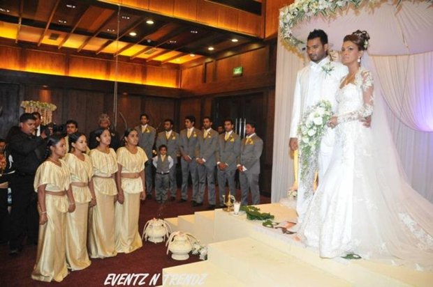 Sri Lanka fashion blog: Narmada Ravihansi Abeywardena and Janaka ...