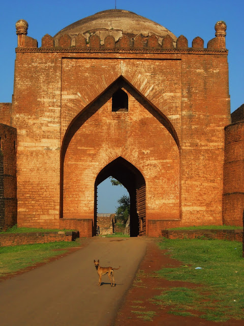 evenfewergoats: Bidar