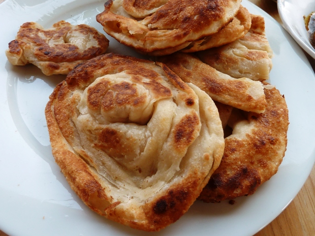 Spaces and Spices: Roti aus Südthailand / Roti from South Thailand ...