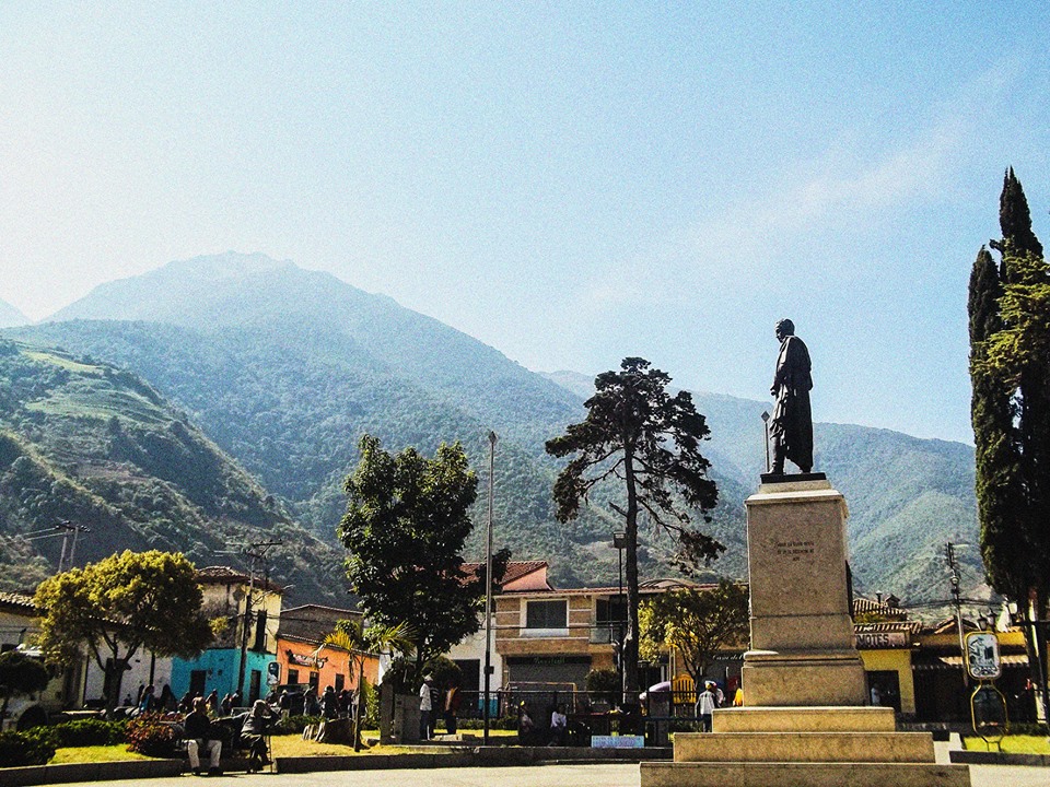 Timotes, Merida - Venezuela: LA OBRA TRUNCA DE MONSEÑOR VIVAS
