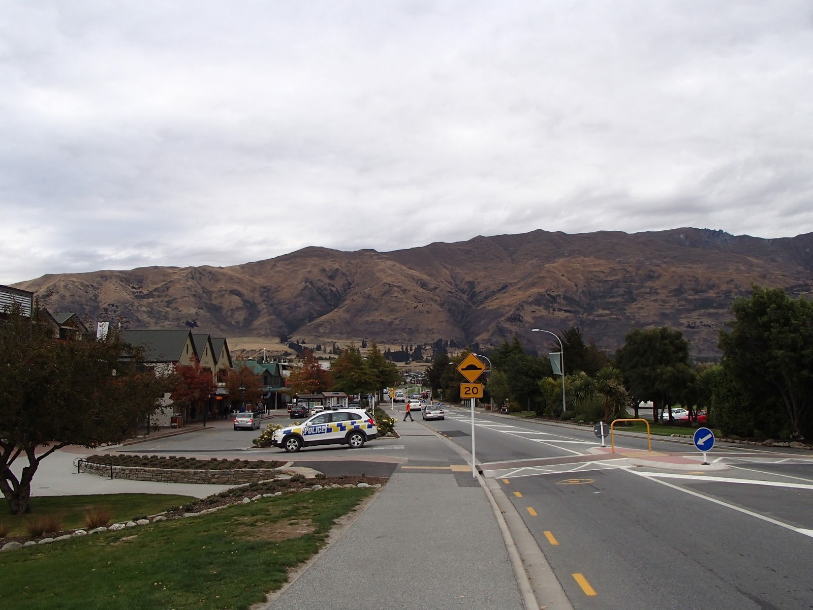 Lake Hawea - Wanaka - Arowtown - Queenstown