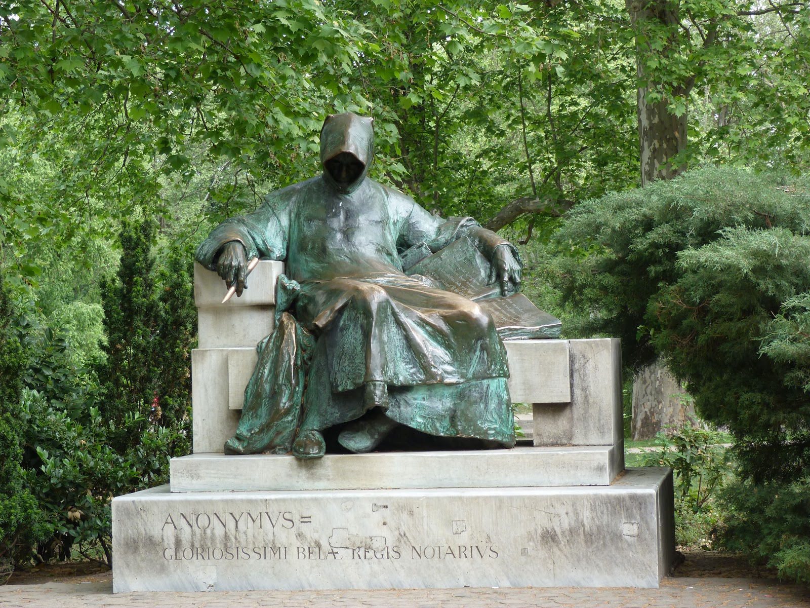 Lingua e Cultura Húngara para brasileiros : "ANONYMOUS" Uma das ...