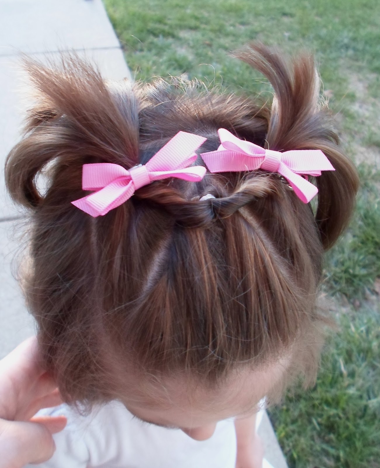 The Hair Band: Pull-Backs with a Twist