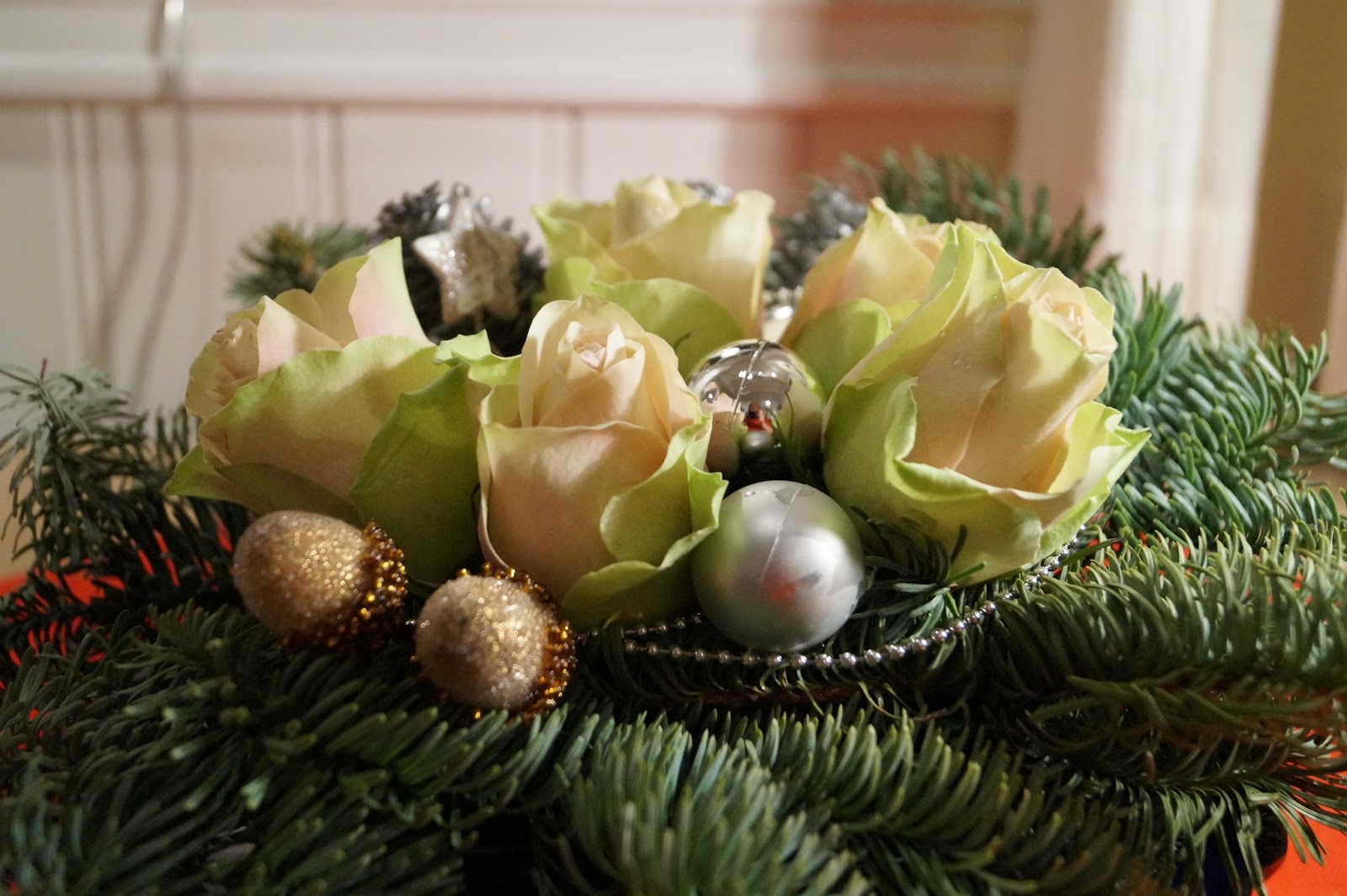 Lillians hage: Nyttårs-dekorasjon med lys rosa roser