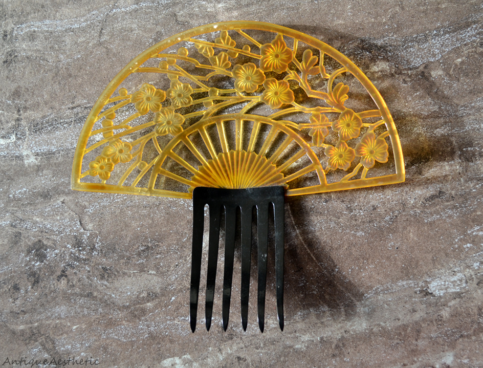 ANTIQUE AESTHETIC: Decorative Hair Combs and the dreaded Celluloid Rot