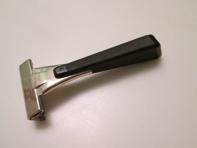 Jayaruh Shaving: Schick Injector Razors