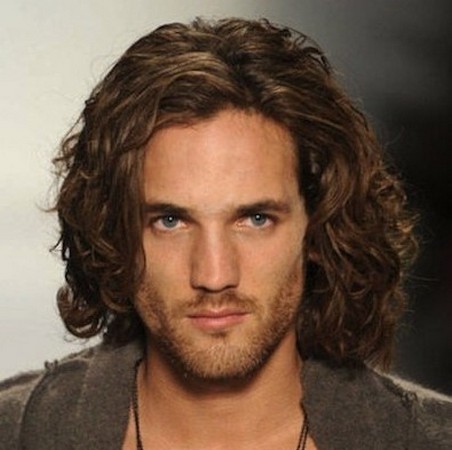 36+ Style Terkini Potongan Rambut Keriting Cowok Yang Bagus