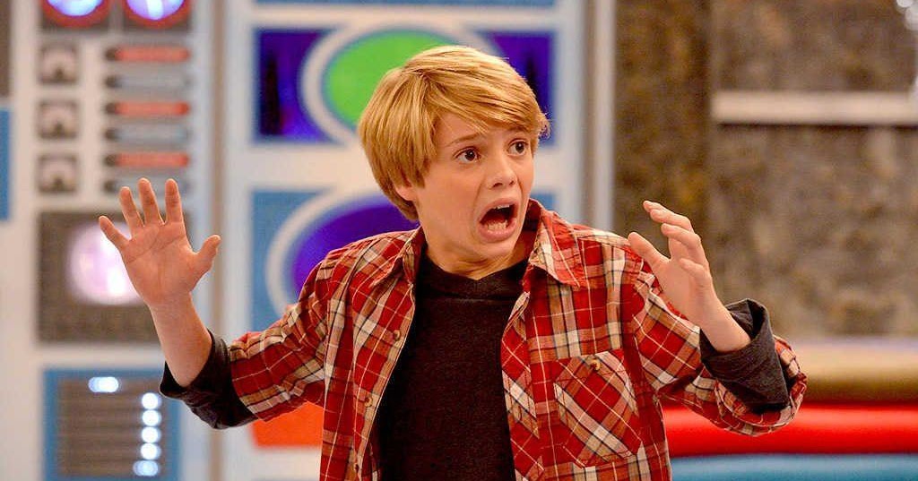 Captain Henry Wallpaper 43