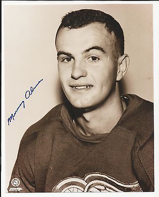 Unidentified Hockey Photo: Bower and Howe