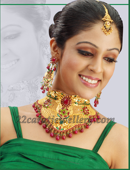 22K Heavy Gemstone Gold Necklace - Jewellery Designs