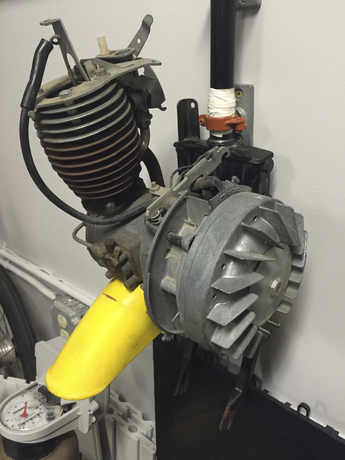 A Yellow Velosolex 4600 V3 Engine Rebuild: Engine Check