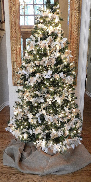 Lillys Lace: The Indestructible Kitten Christmas Tree