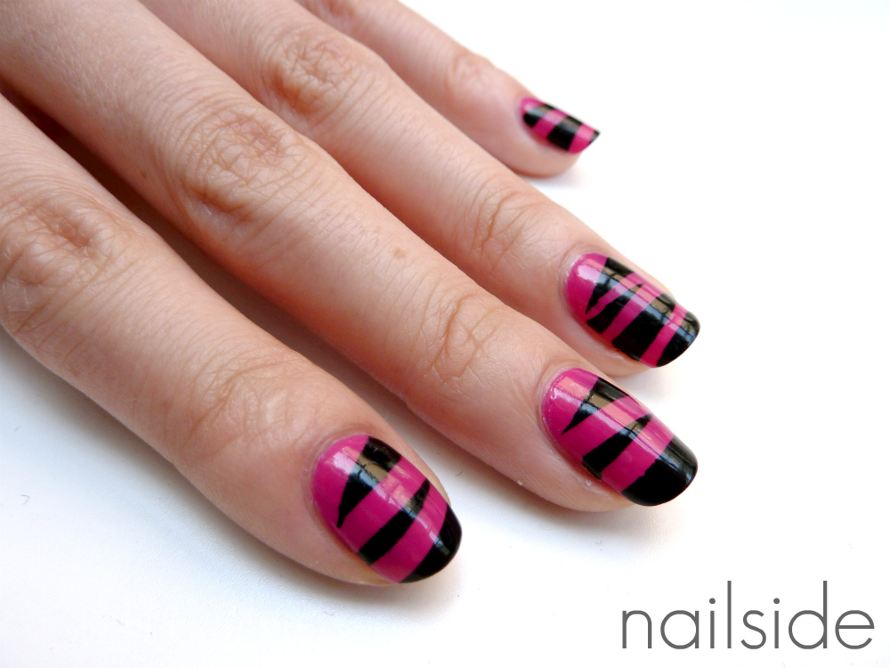 Nailside: Pink and black mummy