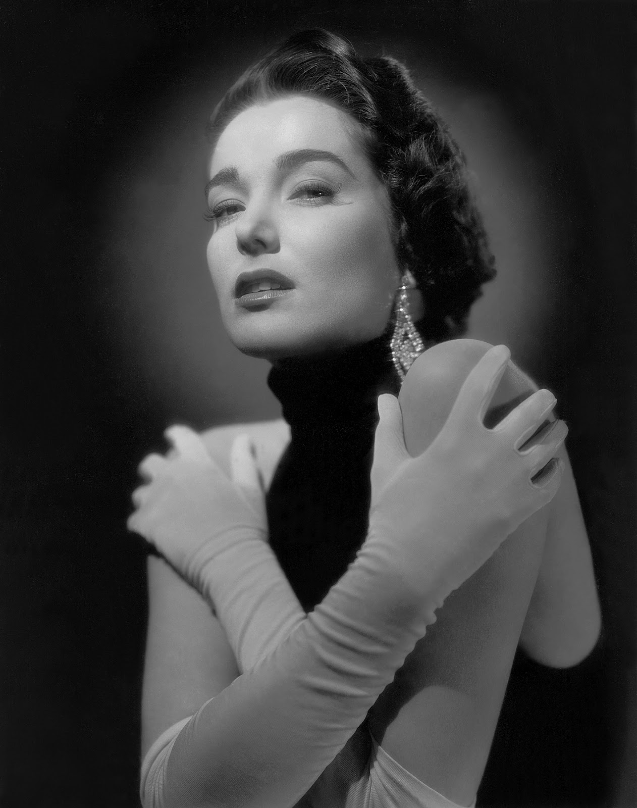 Slice of Cheesecake: Julia (Julie) Adams, pictorial