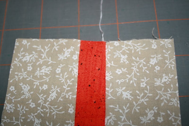 Buzzing and Bumbling: Easy Diamond Border Tutorial