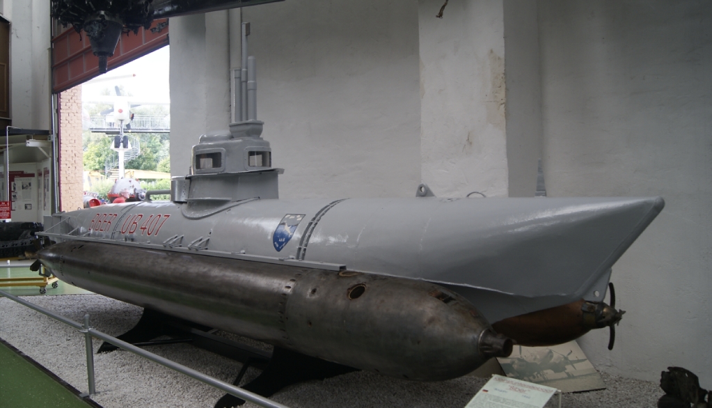 HISTOREICH: Les sous-marins Kleinstunterseeboot Biber de Speyer et Londres