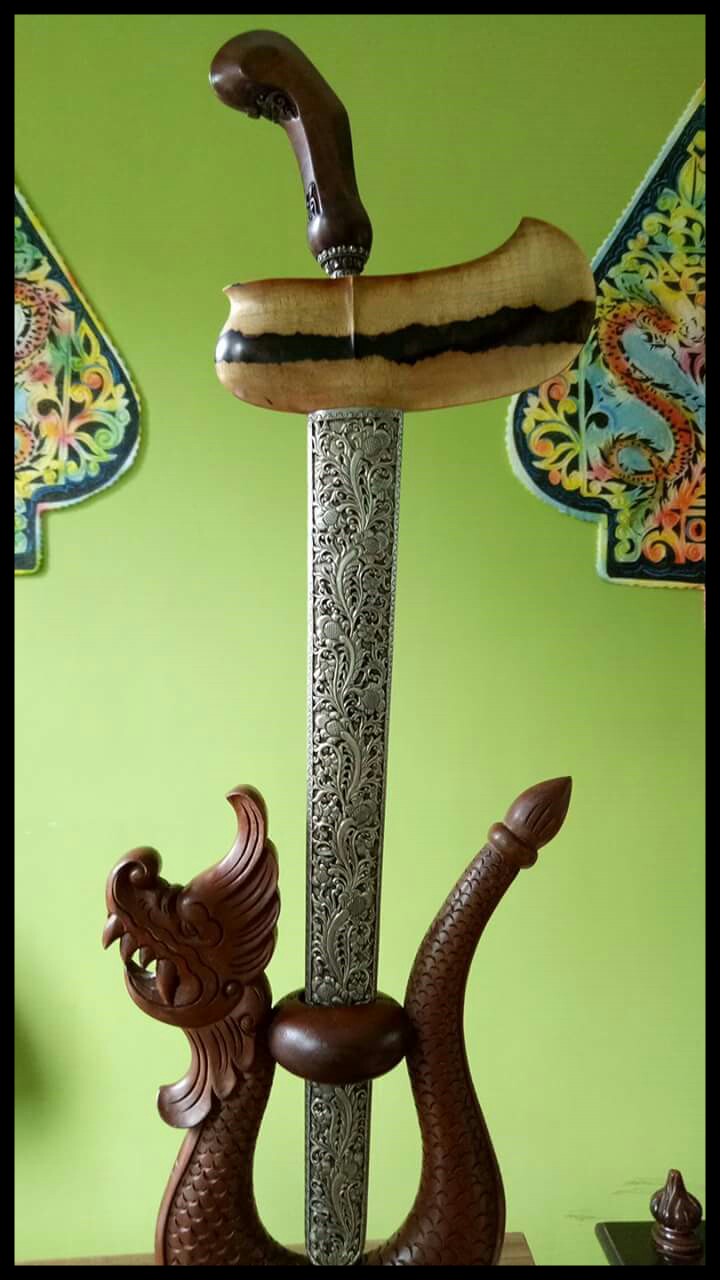 Tuah Kayu Timoho Sebagai Rongko Keris - Keris Ageman