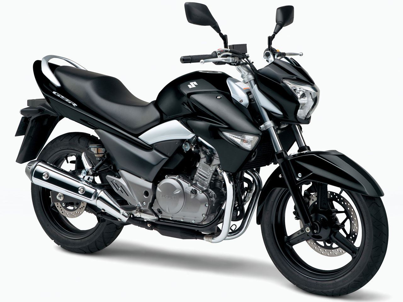 Suzuki GSR250 Sturdy and fierce - All About Motorcycles