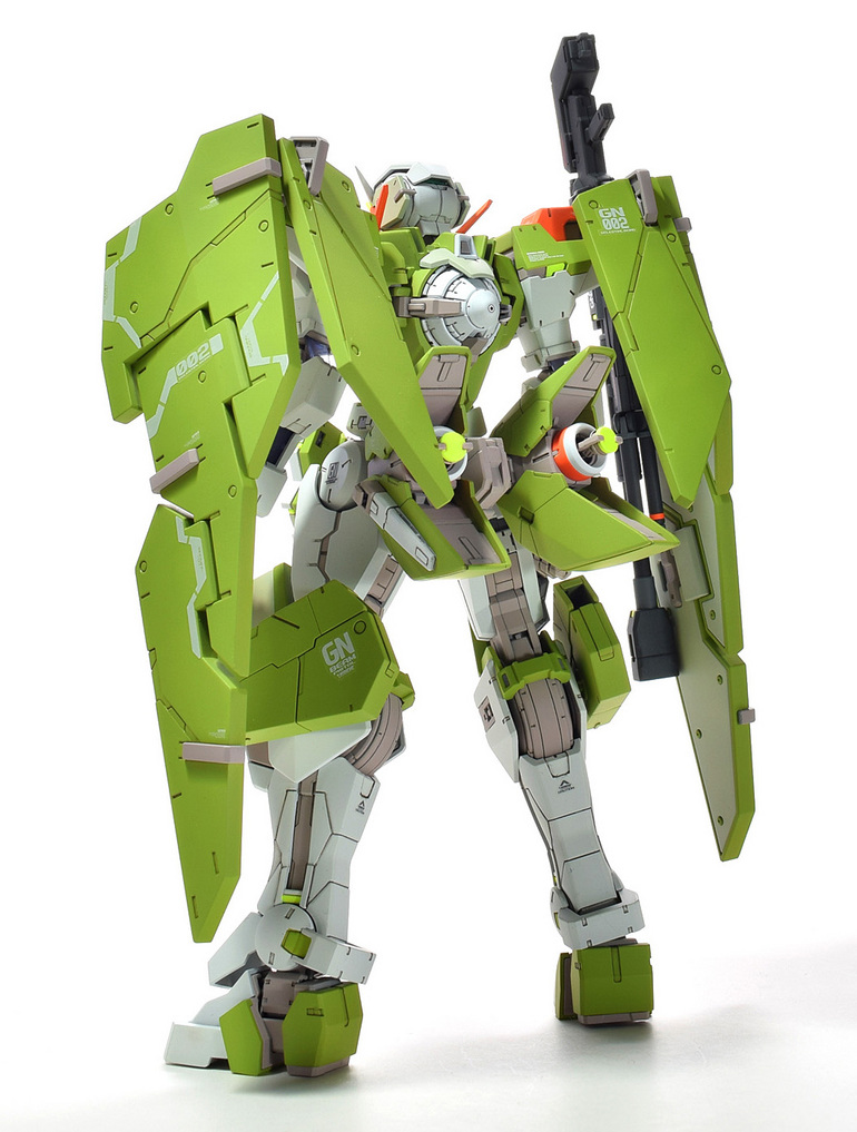 Custom Build: MG 1/100 Gundam Dynames