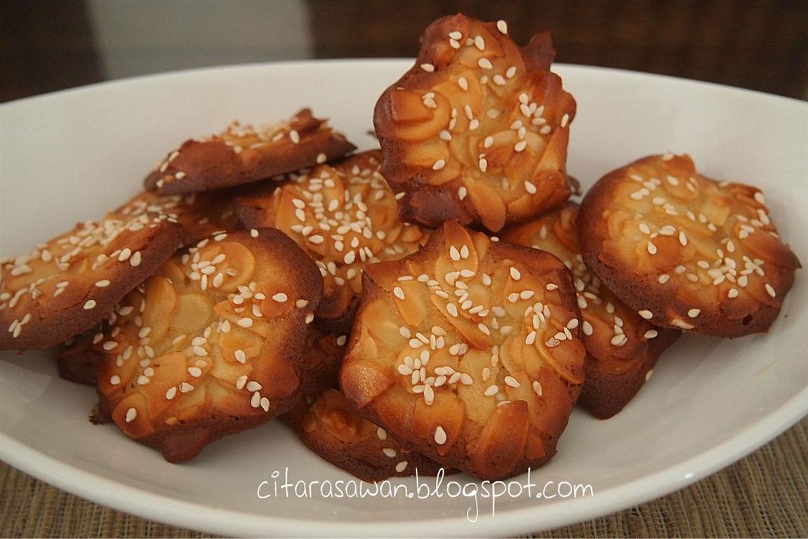 Biskut Badam Ranggup / Almond Crispy Cookies ~ Must Read!