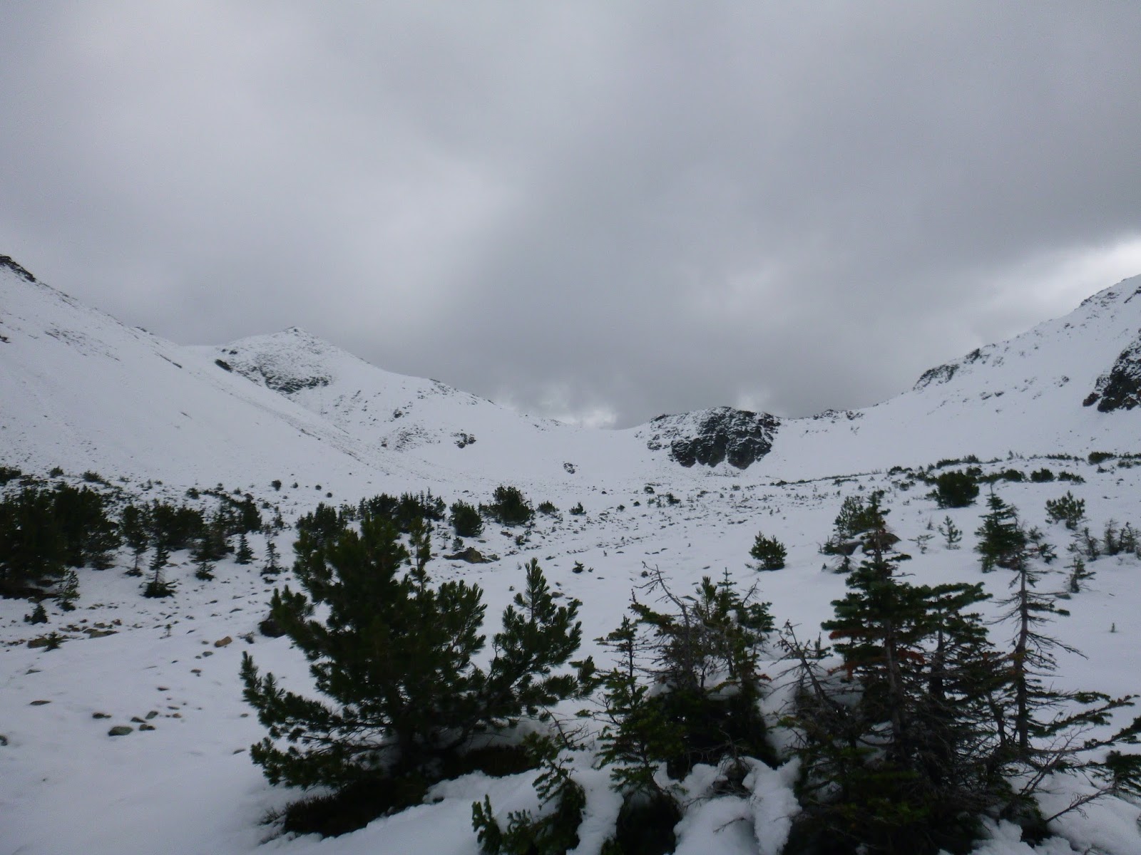 Paddle Across: Niut Range Paddle and Hikes