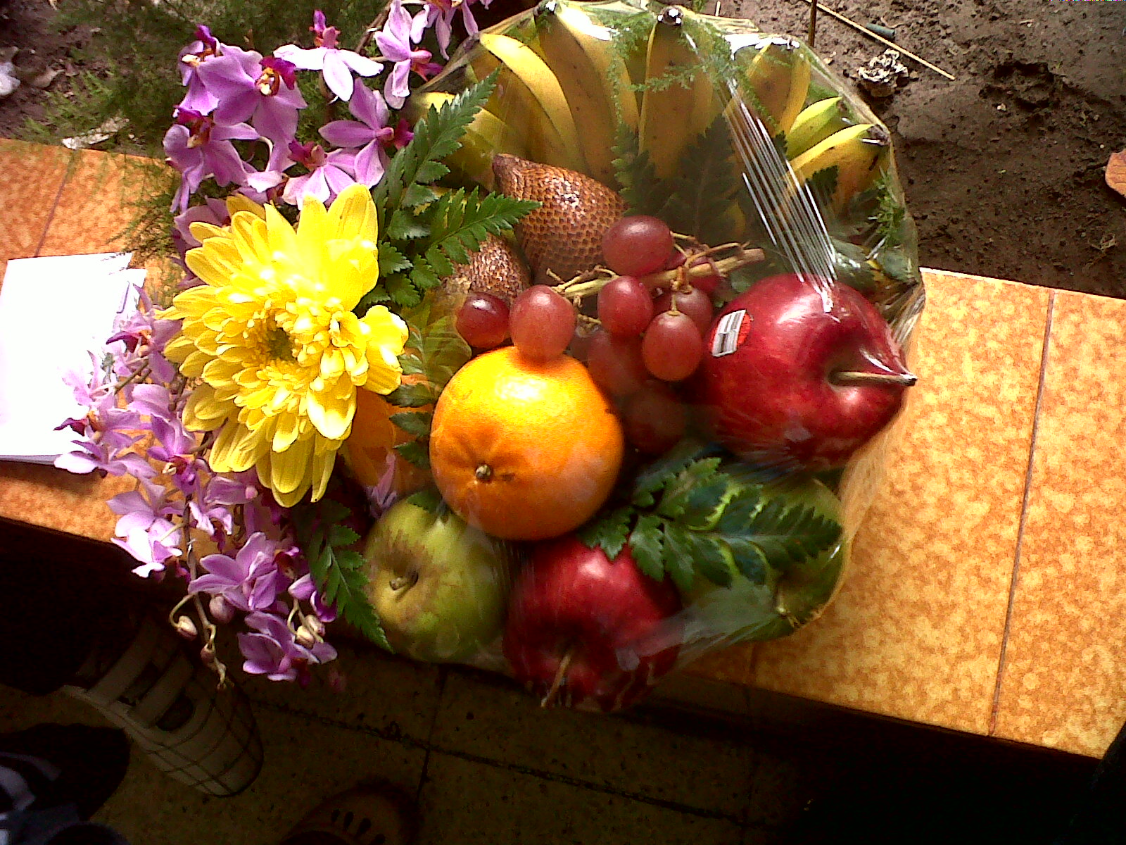 Tan-tan Kitchen: Merangkai Bunga dan Buah