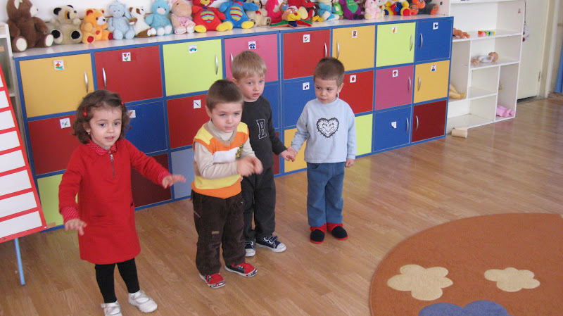 Grupa boboceilor: JOC DIDACTIC "PE UNDE CIRCULĂ?